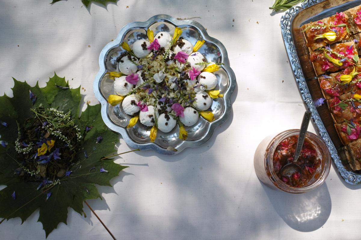 Forage and Feast mit Jasmine Parsley | Museum für Naturkunde